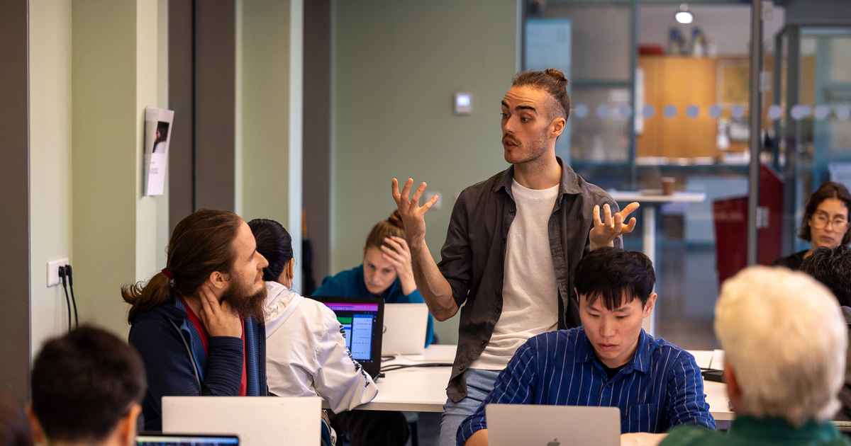 Introduction To Programming With Python Unix Shell And Git Library